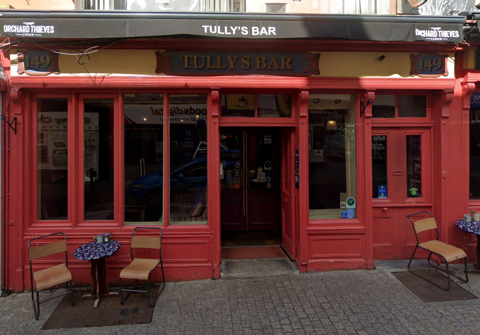 Tully’s Bar – Pubs Ireland